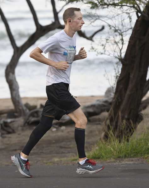 Robbins, Dutton conquer heat, humidity to win Maui Marathon | News ...